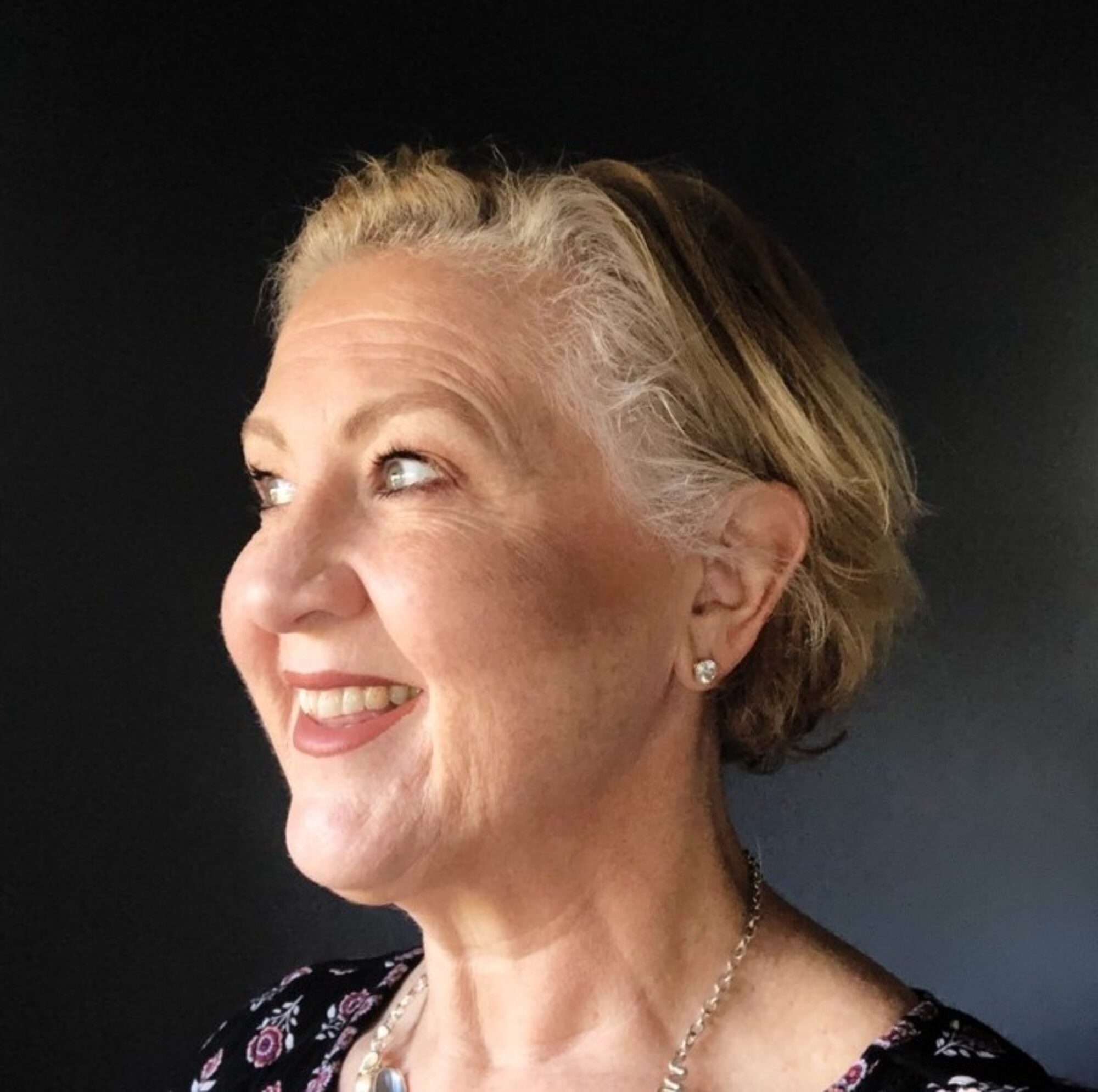 Career Club: Angela Tatlis on Broadening your Network – NAWO